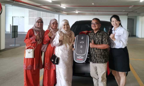 Chery Car Sales IOI City Mall - Christine Foong - Christine Chery Auto